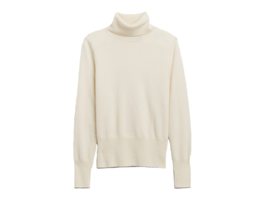 Outfit Formula: The Ivory Turtleneck Sweater
