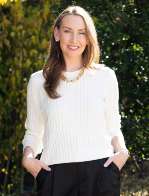 How to Not Feel Frumpy in 6 Easy Ways | The Well Dressed Life